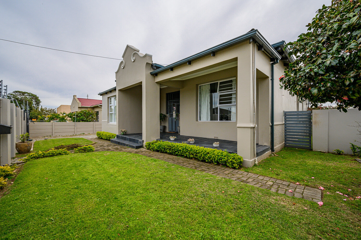 3 Bedroom House For Sale Newton Park Port Elizabeth Louw Lochner 3 Bedroom House For Sale Newton Park Port Elizabeth Louw Lochner