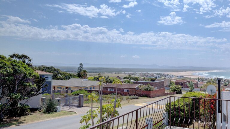 Beachfront Houses for Sale in Jeffreys Bay by Owner: Complete 2025 ...