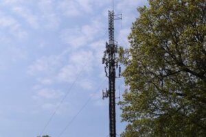 What is a Cell Tower? Why cell towers are essential.