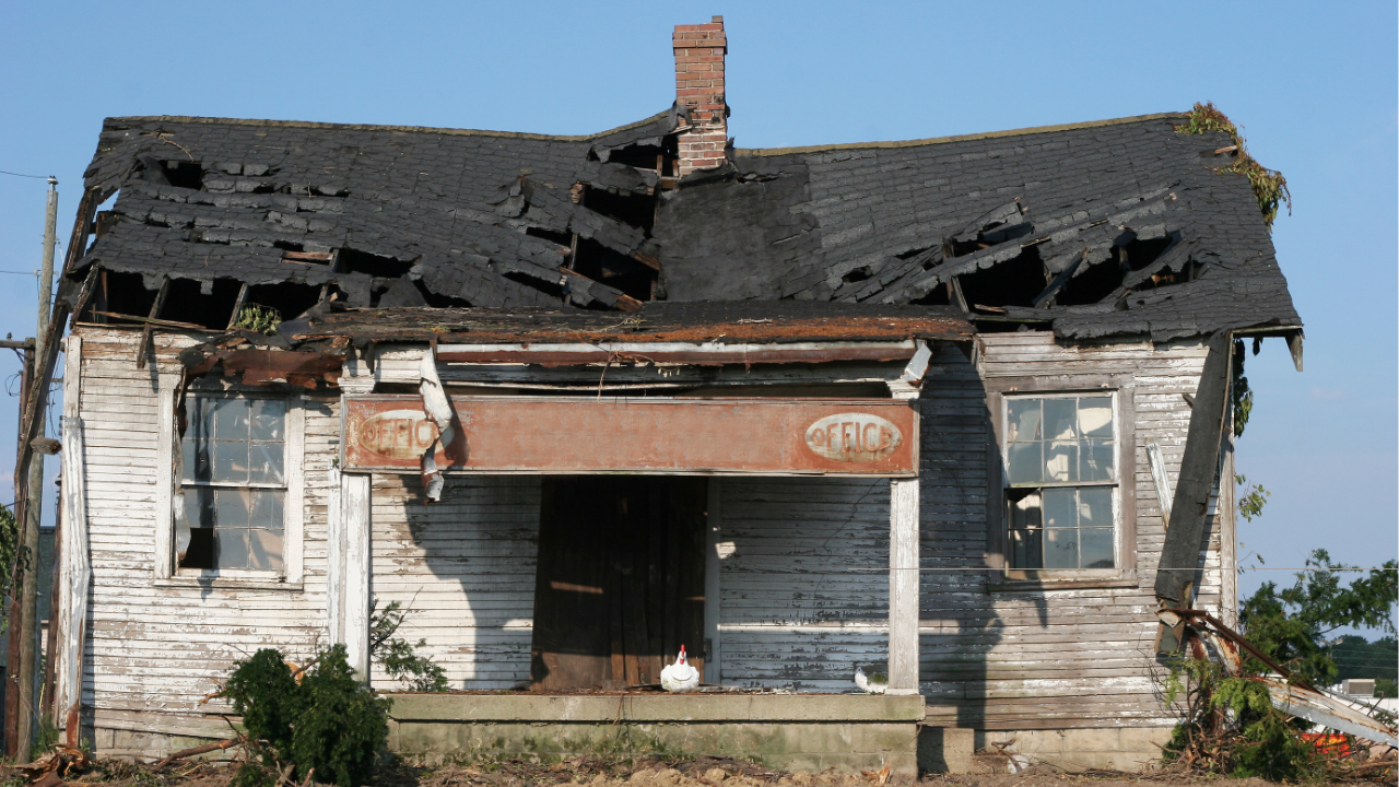 How to Sell a Distressed Property
