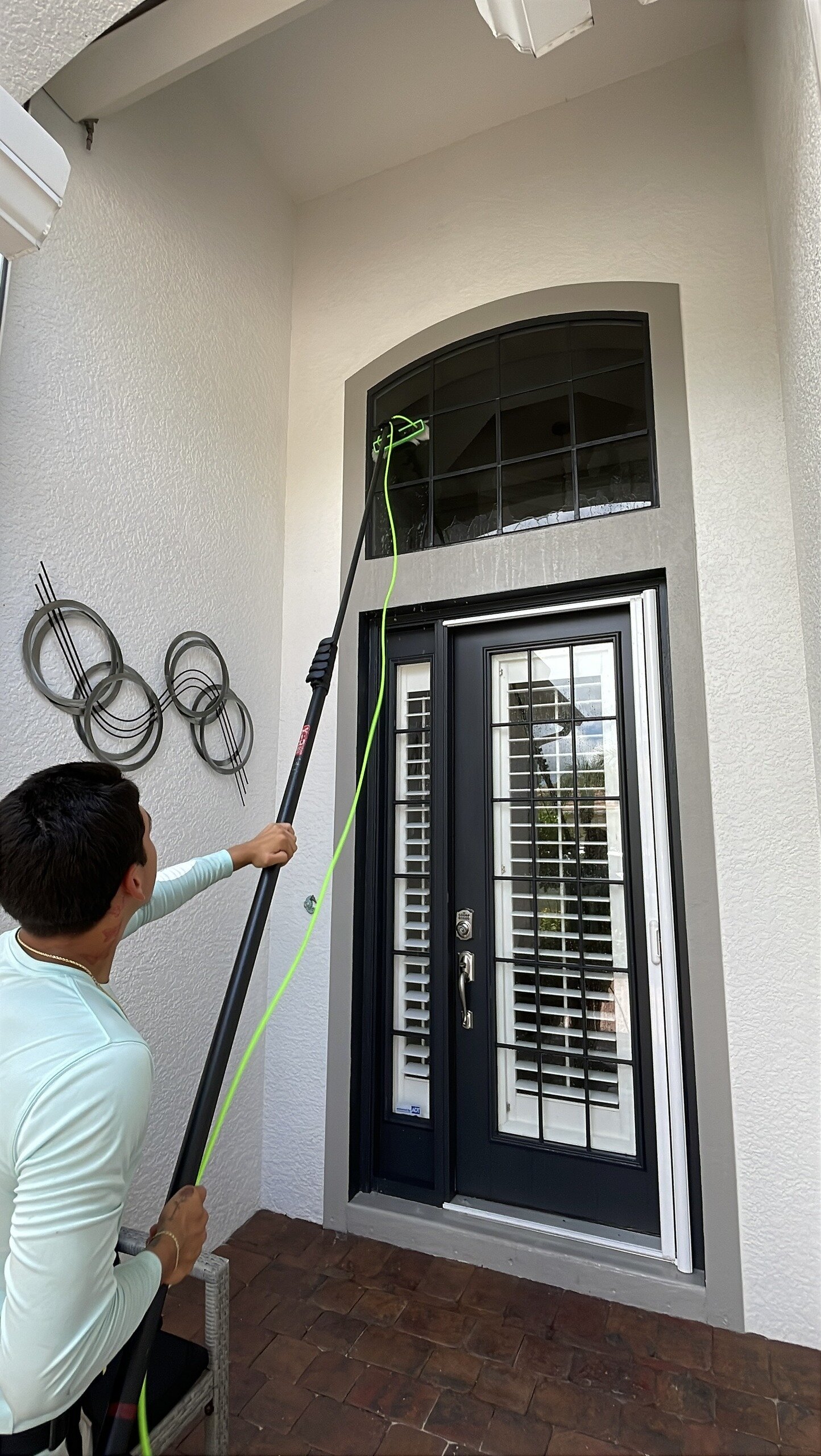 How Regular Window Cleaning Prevent Window Damage in Grandezza